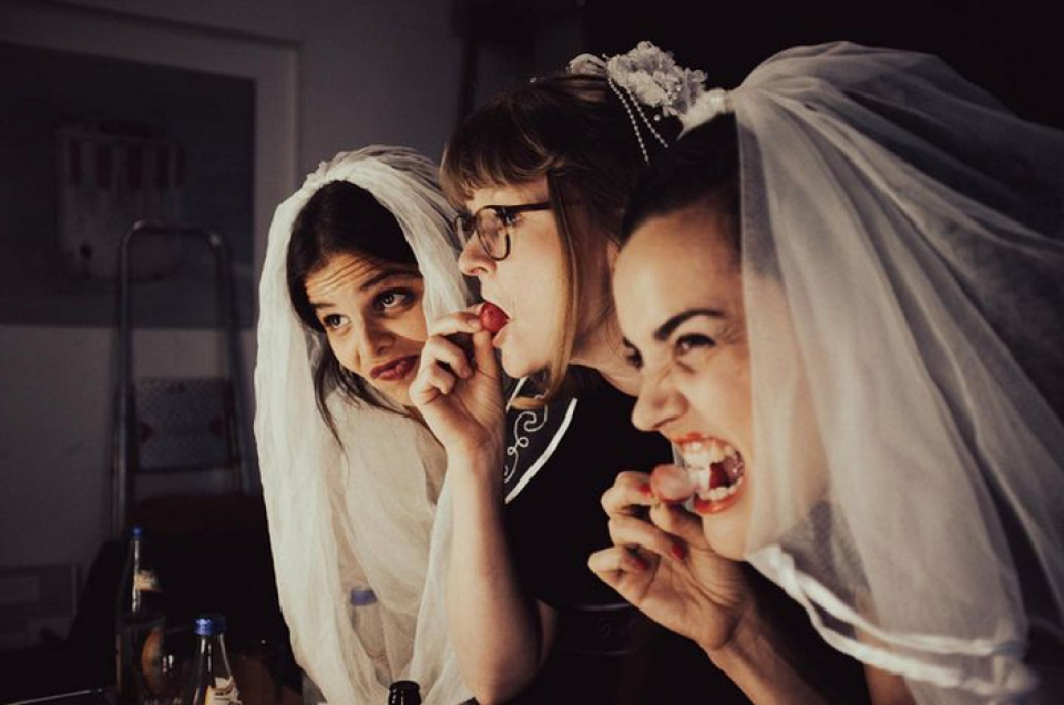 Maria De Val’s Solo-Debüt